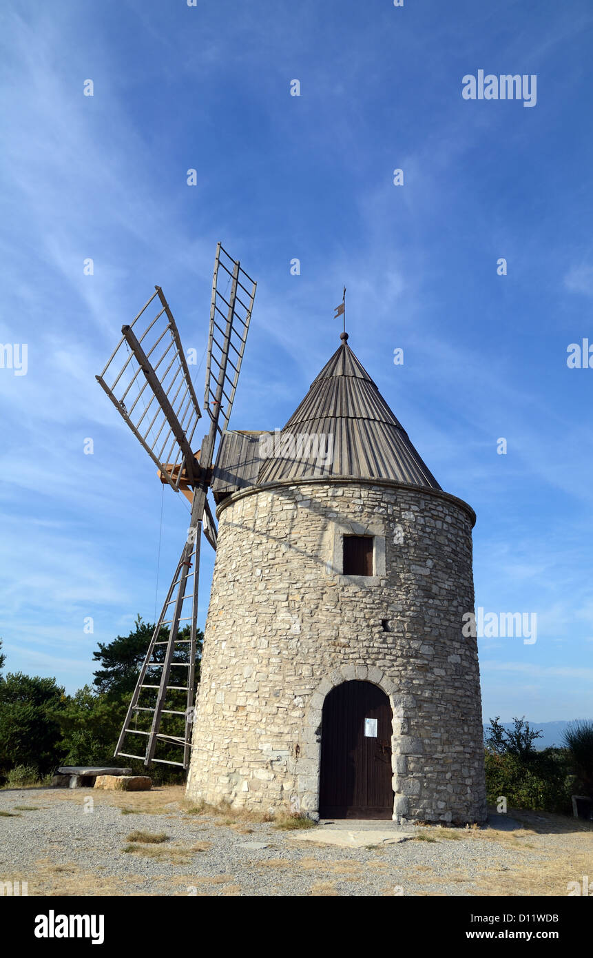 Montfuron Windmill in the Luberon Regional Park Alpes-de-Haute-Provence ...