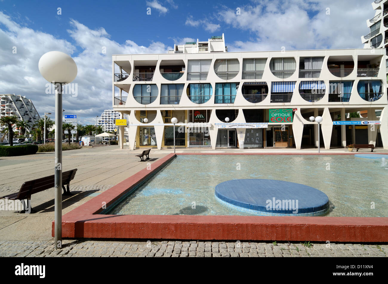 Delta Building Town Square and Modernism Ornamental Pool in the New ...
