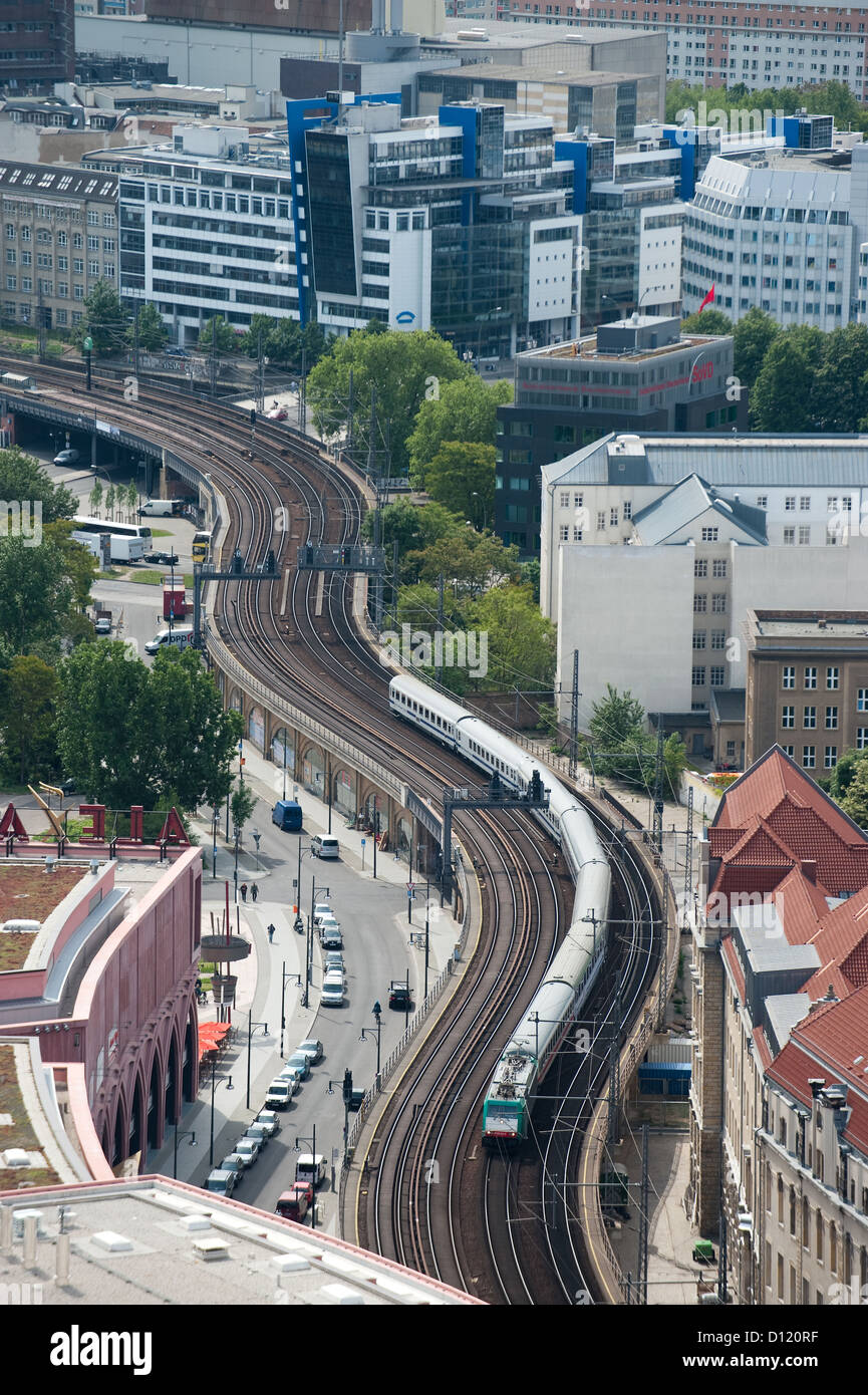 Berlin train hi-res stock photography and images - Alamy