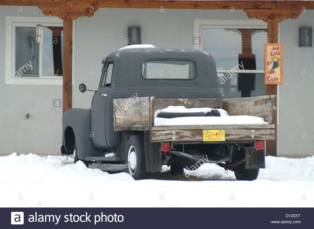 Pickup Truck Restoration Stock Photos & Pickup Truck Restoration Stock ...
