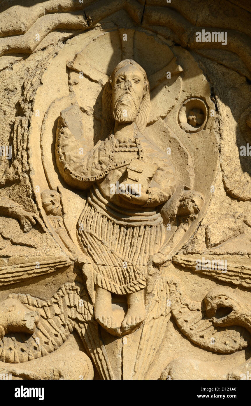 Jesus christ stone sculpture hi-res stock photography and images - Alamy