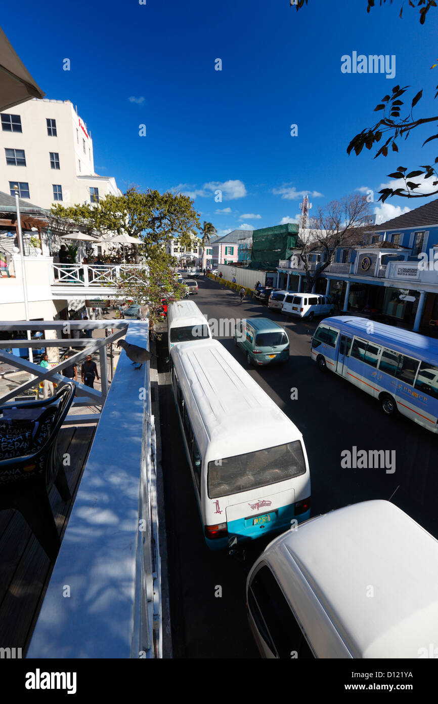 Nassau bus hi-res stock photography and images - Alamy