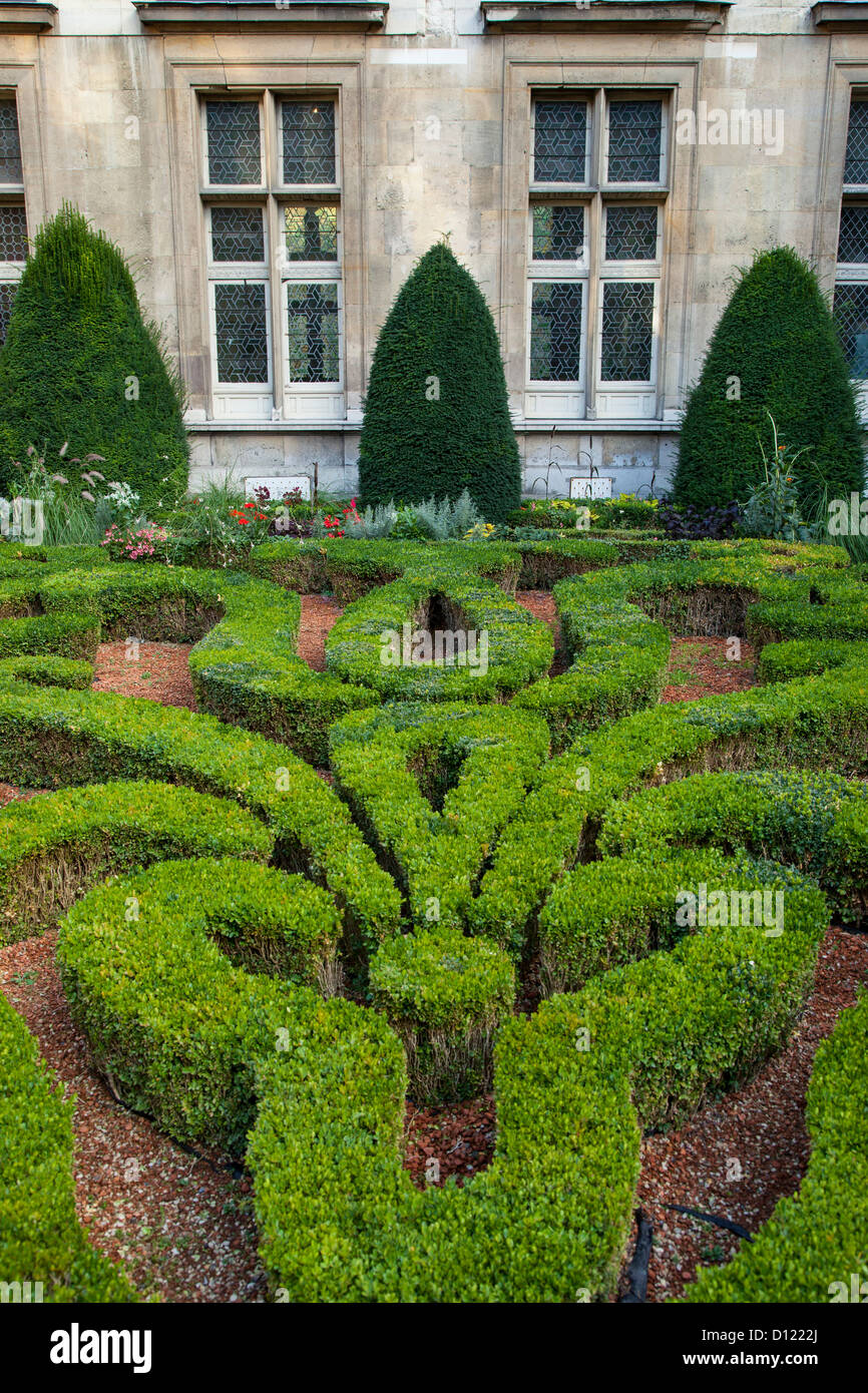 Manicured Boxwoods in the formal garden at Musee Carnavalet in the ...