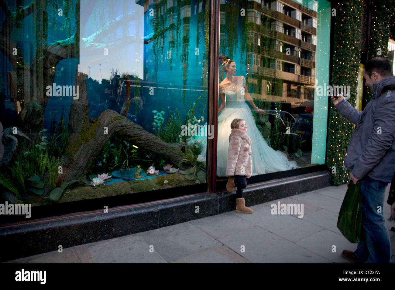 Harrods window display hi-res stock photography and images - Alamy
