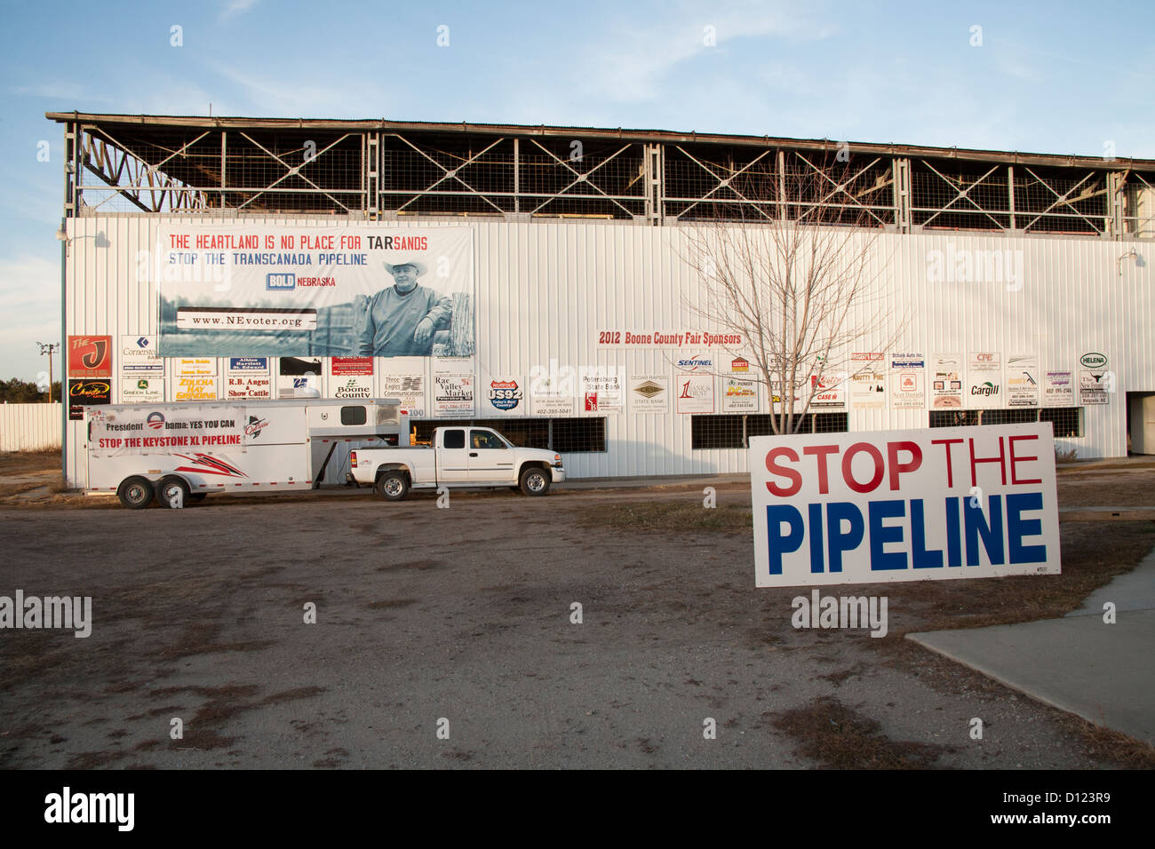 Signs and banner protesting the Keystone XL pipeline Stock Photo - Alamy