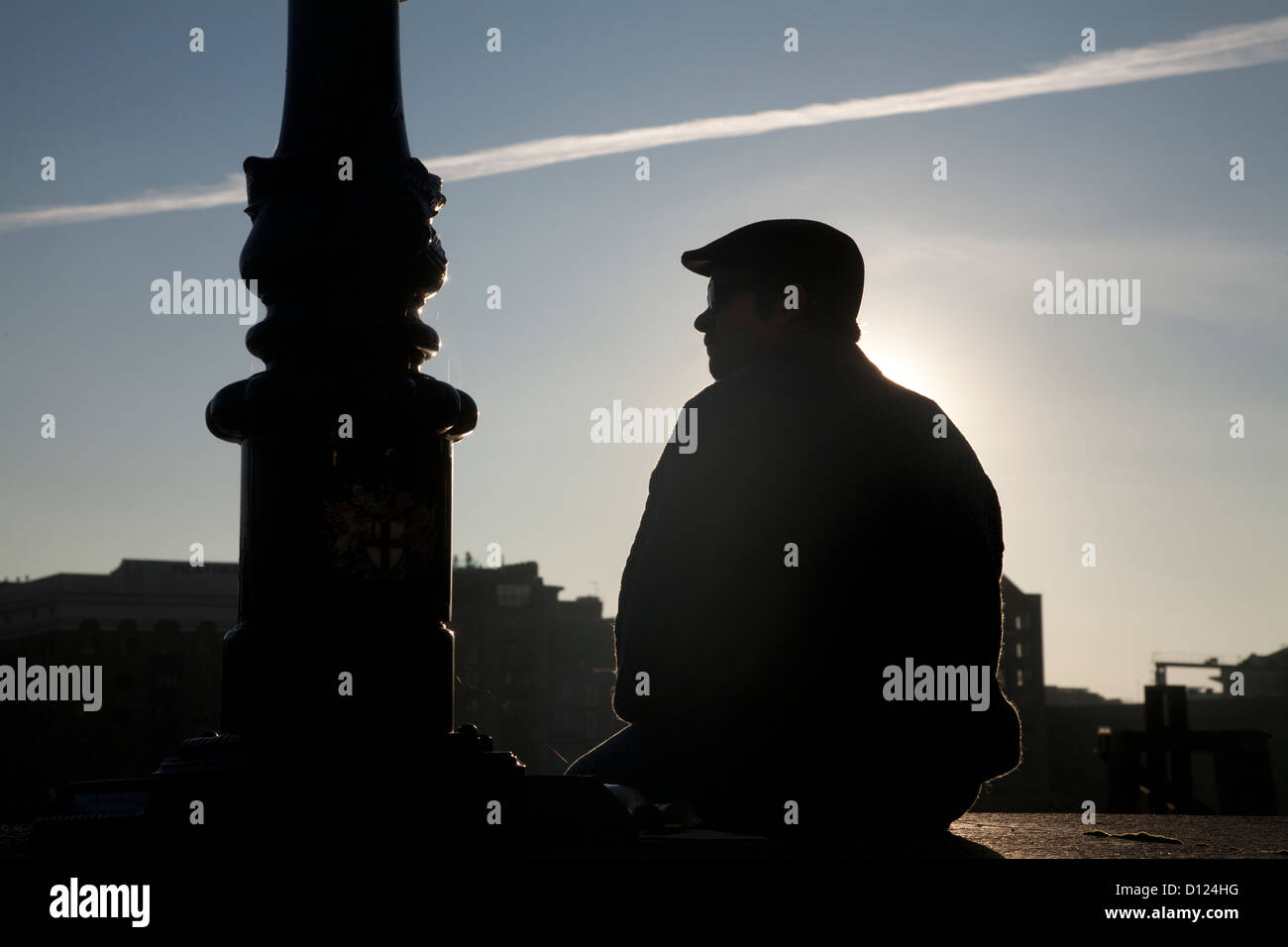 Thames silhouette hi-res stock photography and images - Alamy