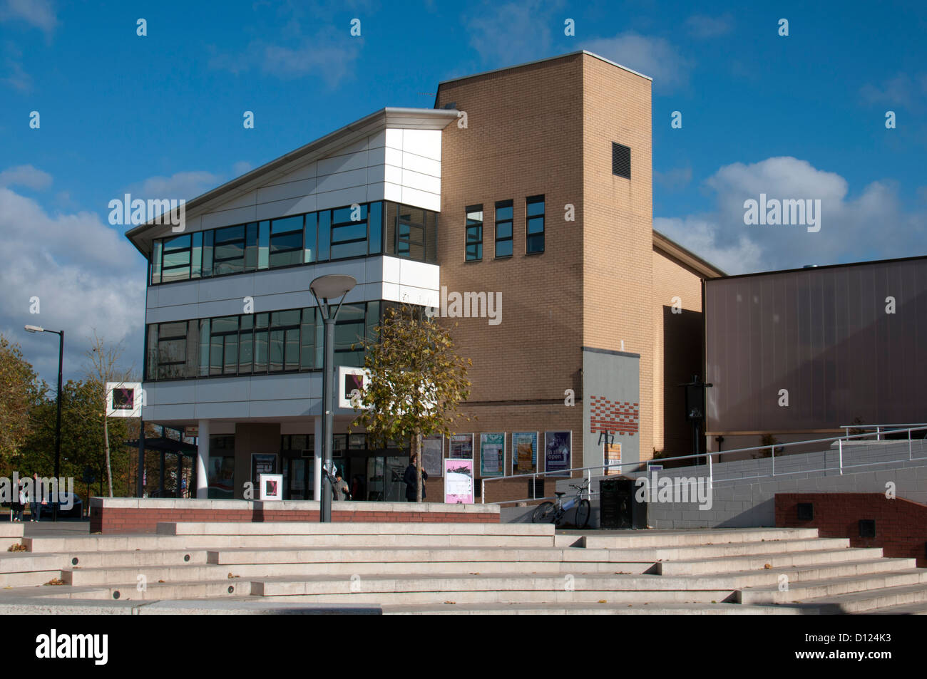 Warwick university buildings hi-res stock photography and images - Alamy