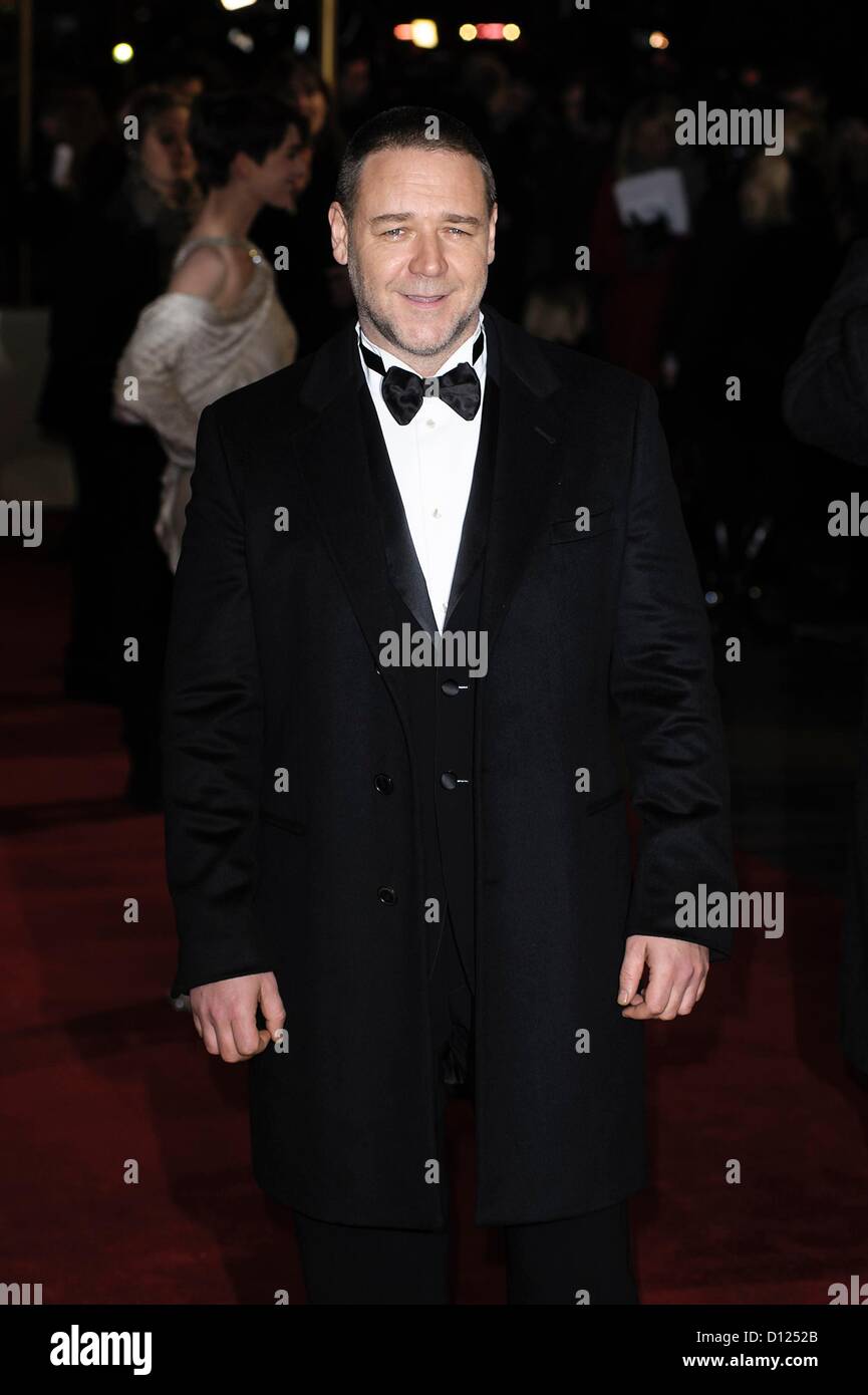 Actor Russell Crowe (plays Javert) attends the World Premiere of Les ...