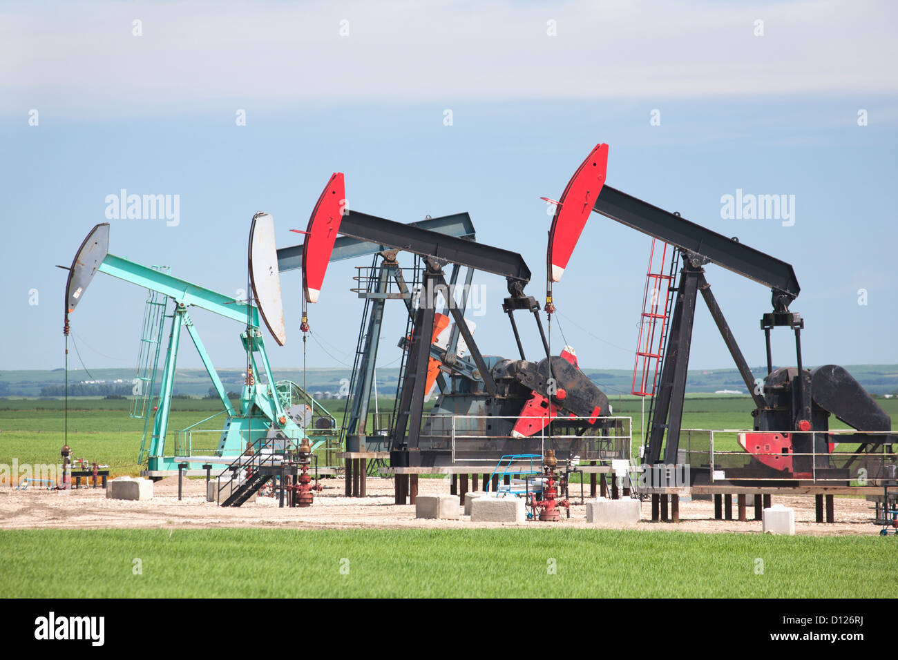 Four pump jacks hi-res stock photography and images - Alamy