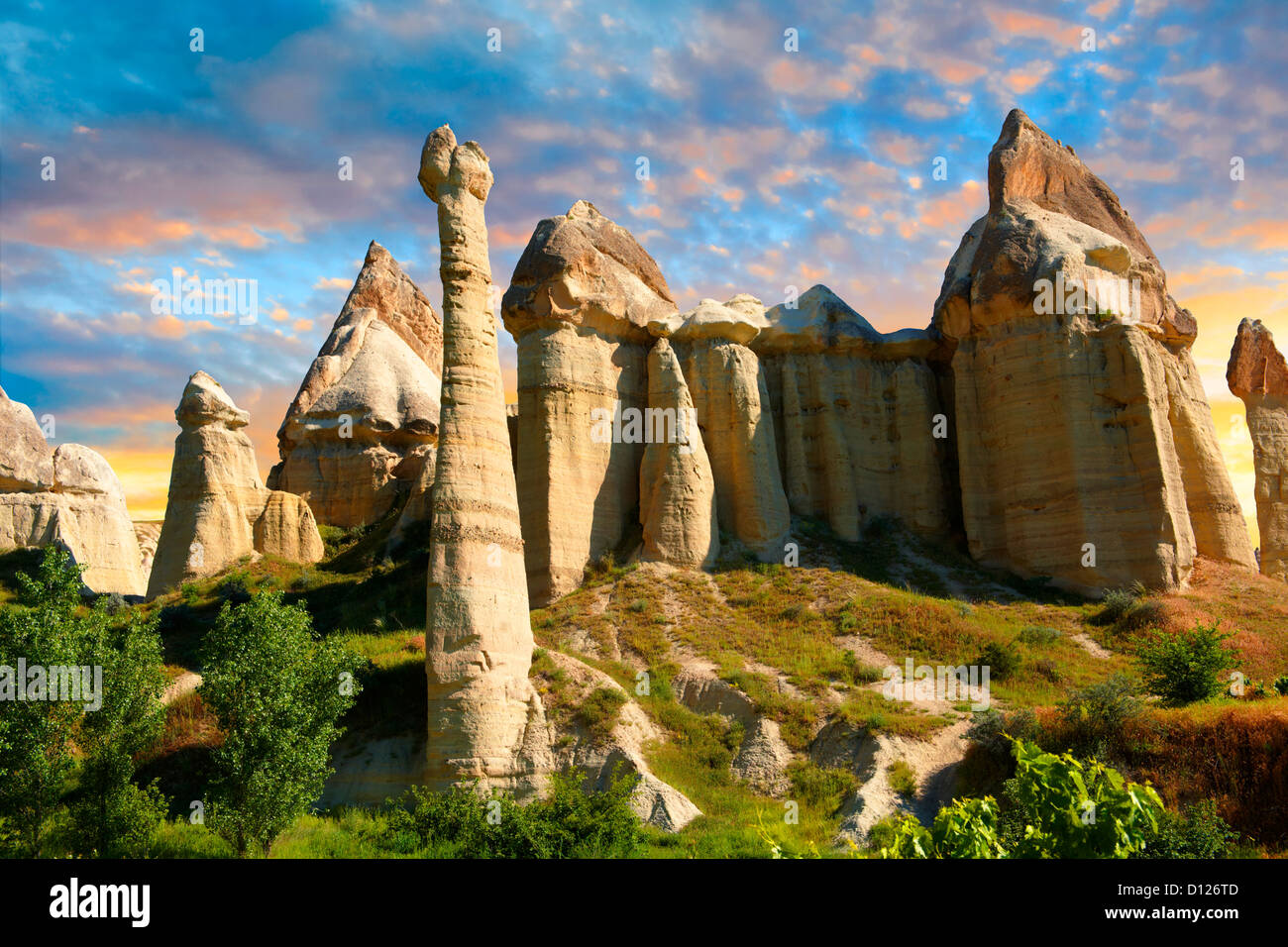 Love Valley at sunset, Cappadocia Turkey Stock Photo - Alamy