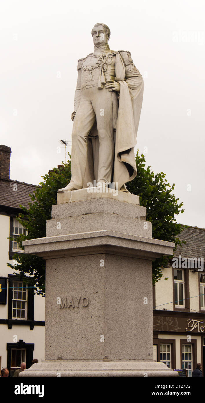 Statue of Earl of Mayo Stock Photo - Alamy