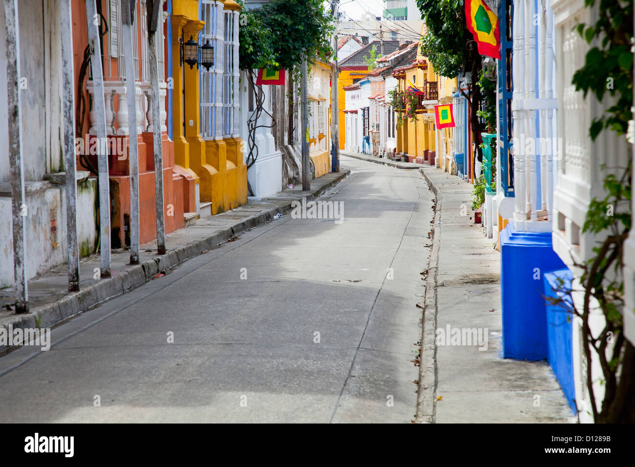 Empty street old city hi-res stock photography and images - Alamy