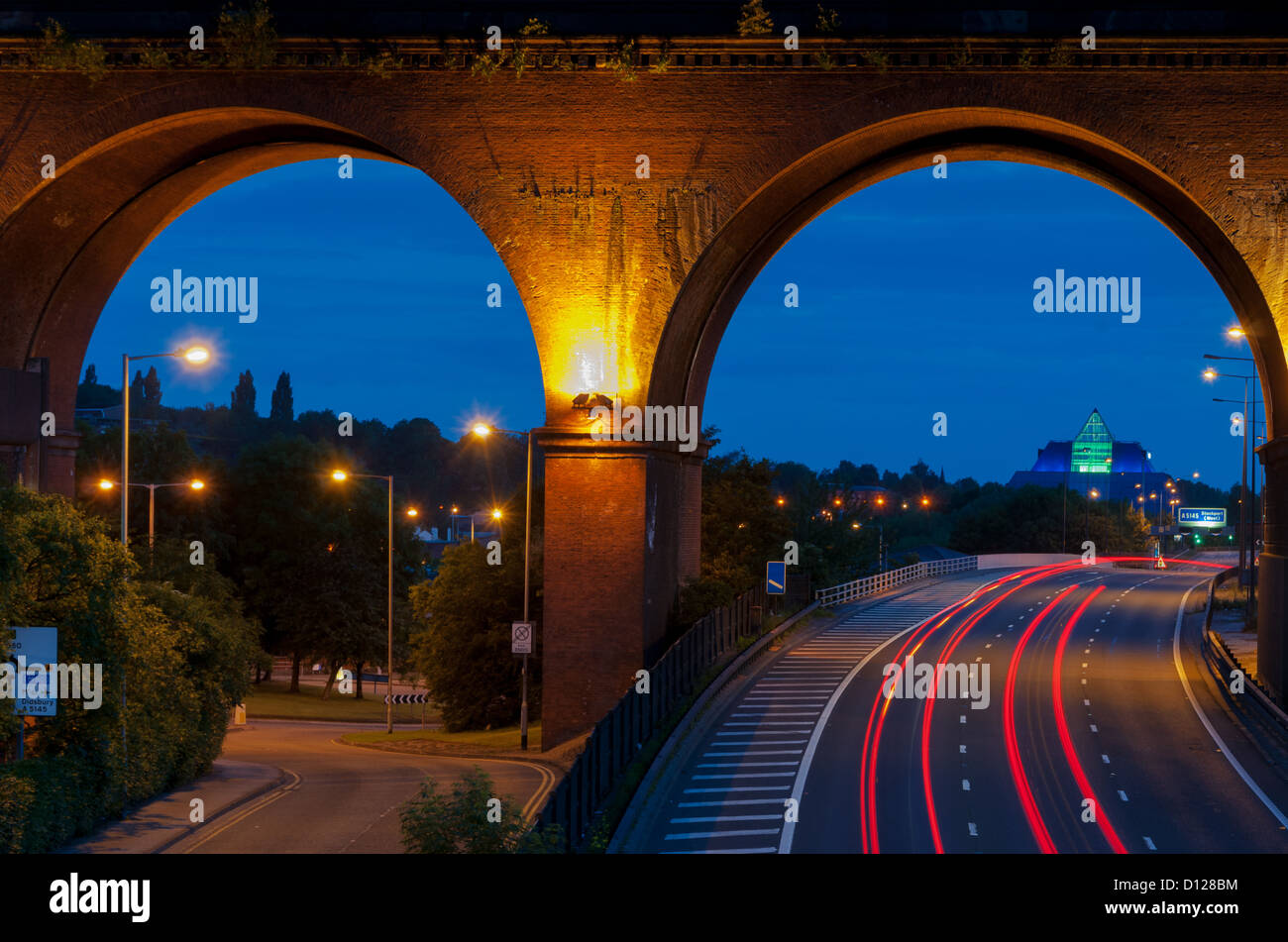 Stockport viaduct hi-res stock photography and images - Alamy