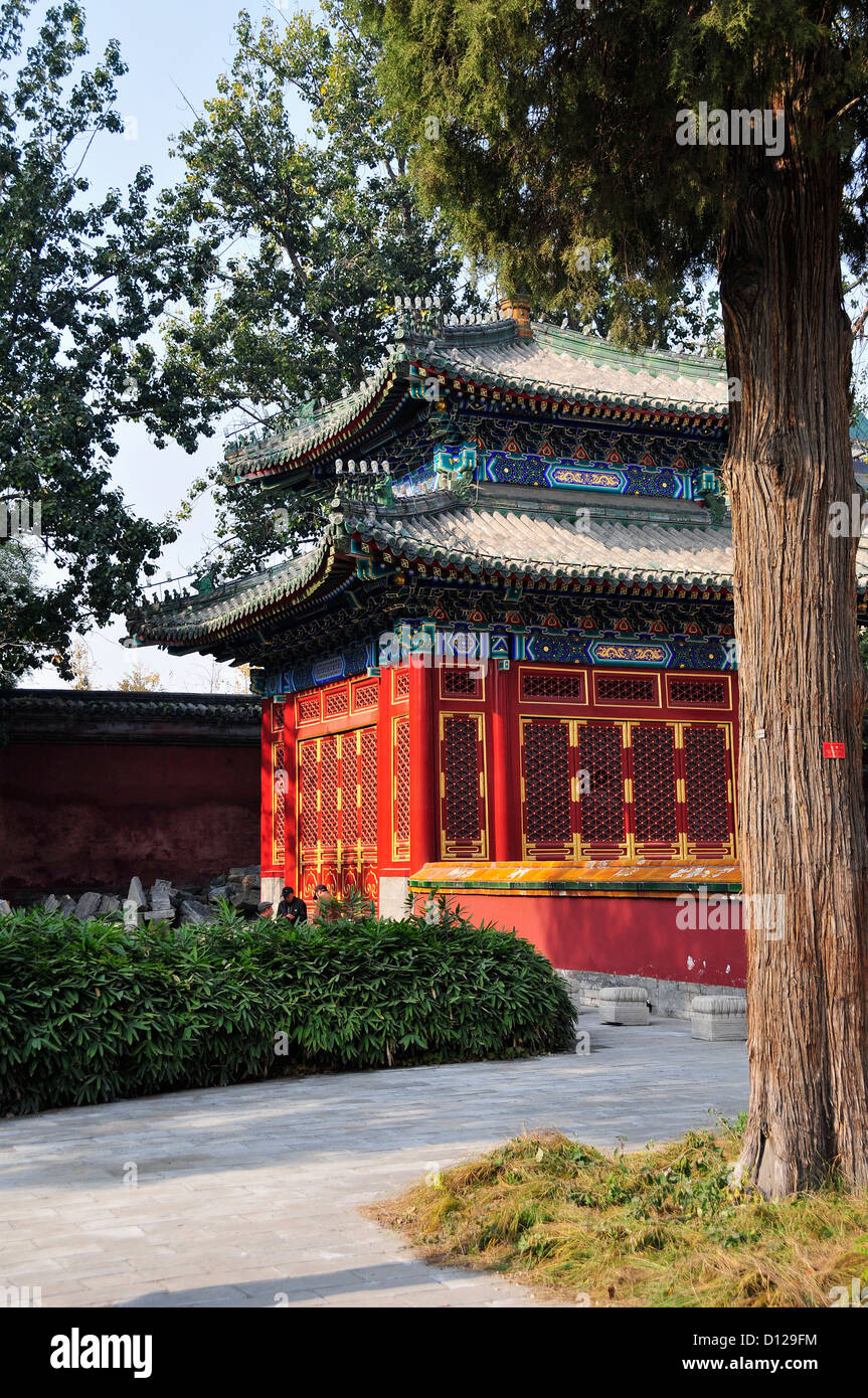 Traditional chinese building hi-res stock photography and images - Alamy