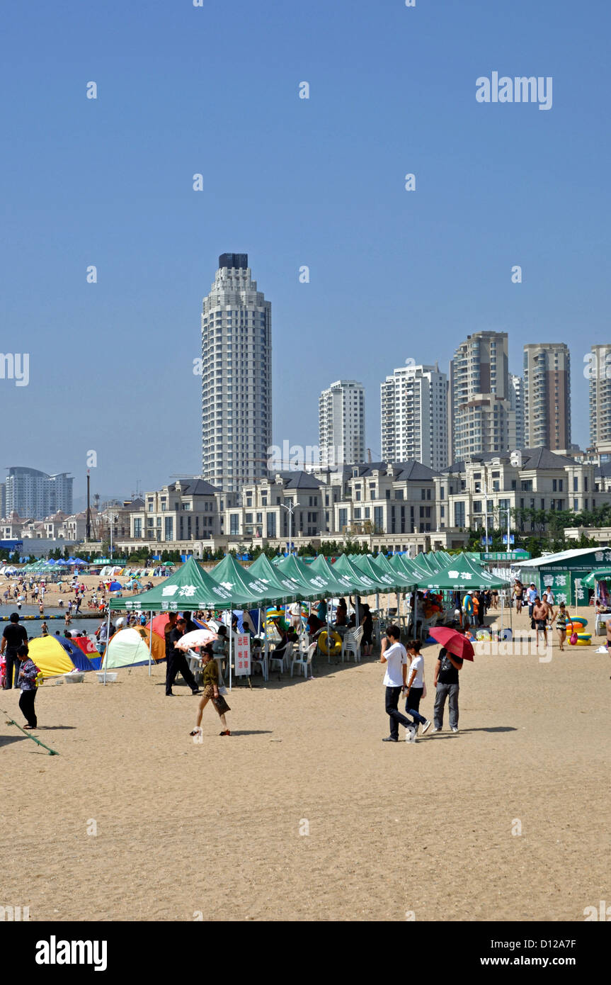 Dalian and beach hi-res stock photography and images - Alamy