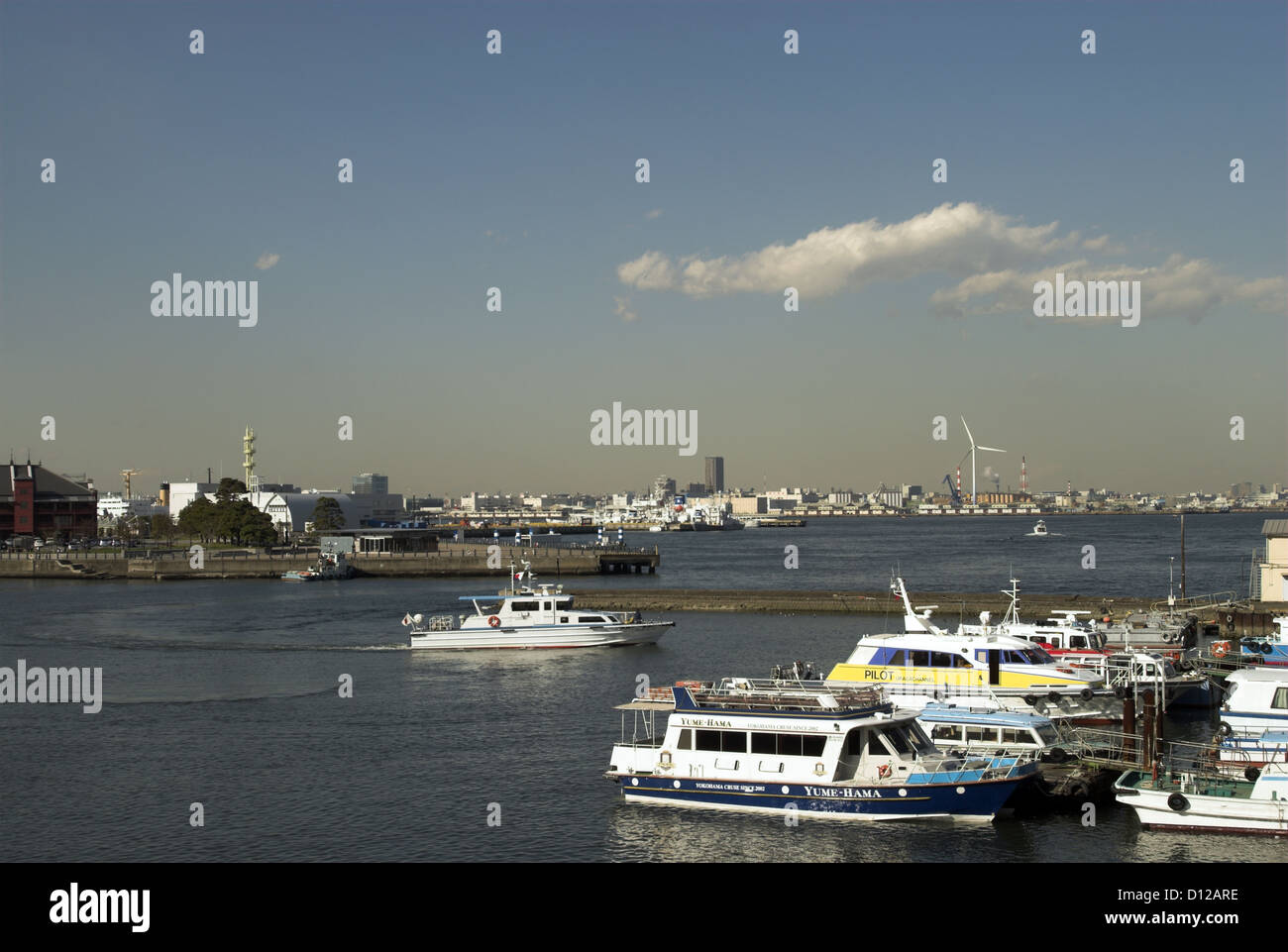 Harbour Yokohama Japan Stock Photo - Alamy