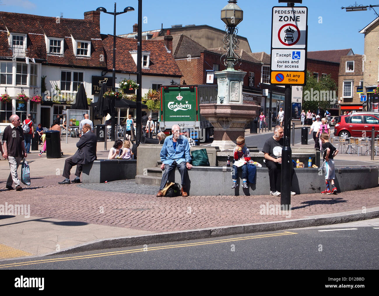 Braintree market hi-res stock photography and images - Alamy