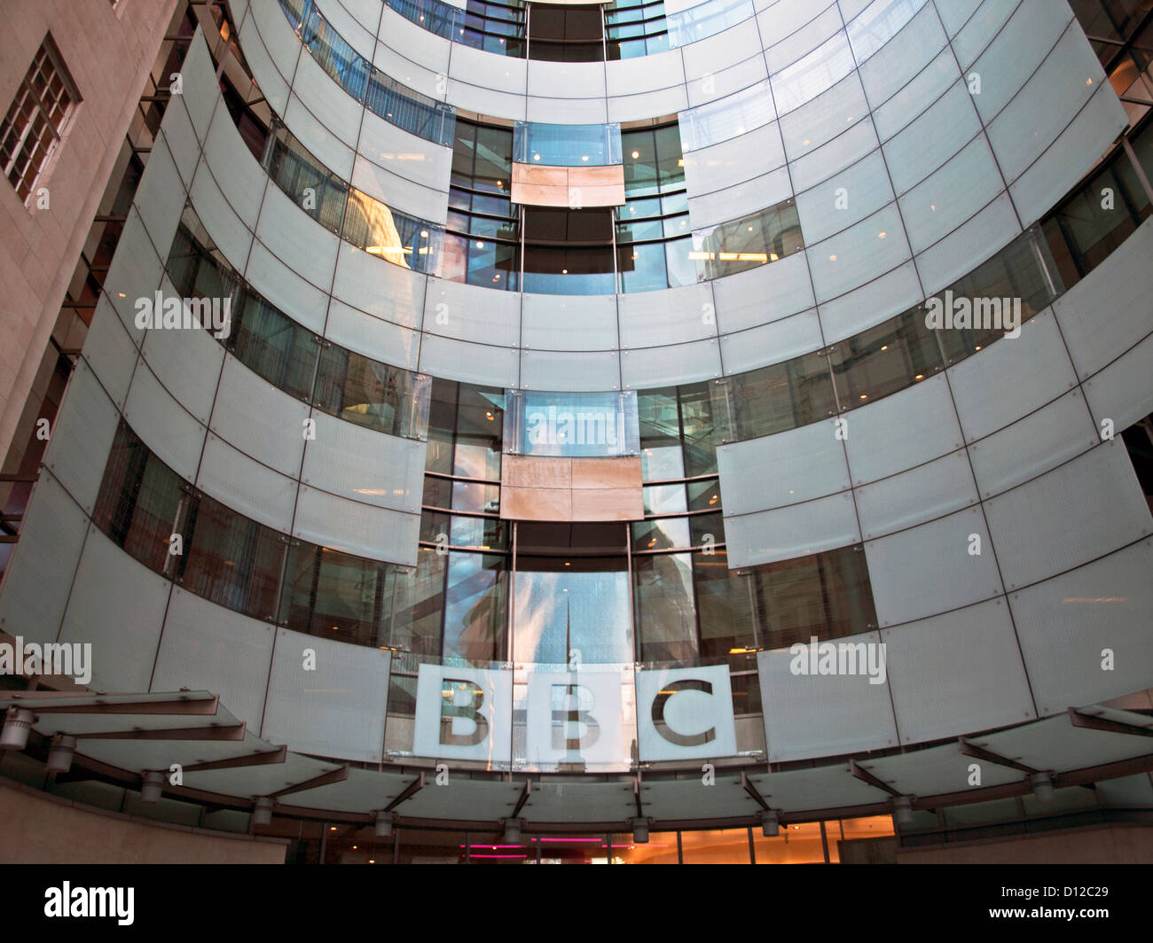 Bbc newsroom studio hi-res stock photography and images - Alamy