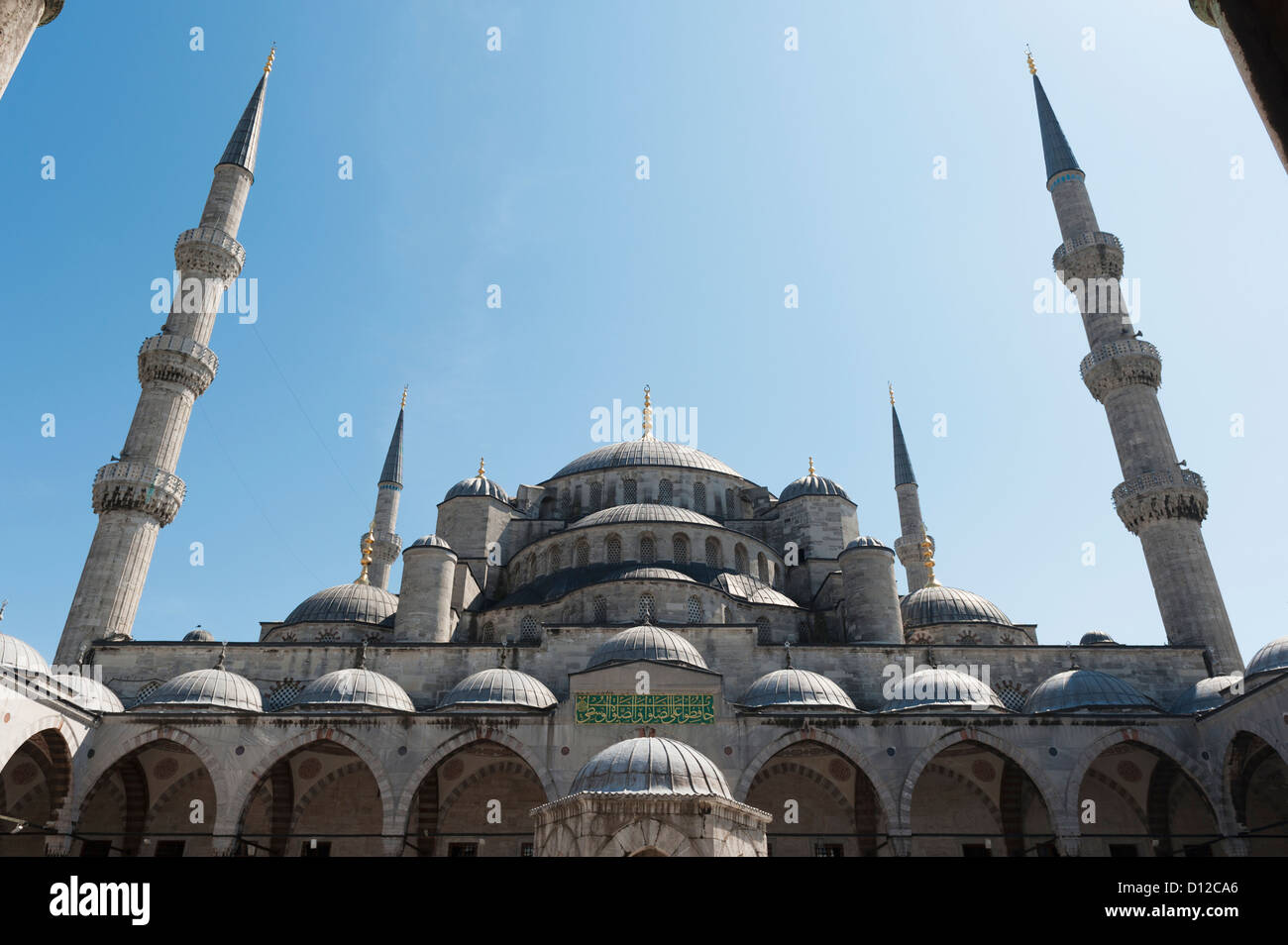 Mosque and religious hi-res stock photography and images - Alamy