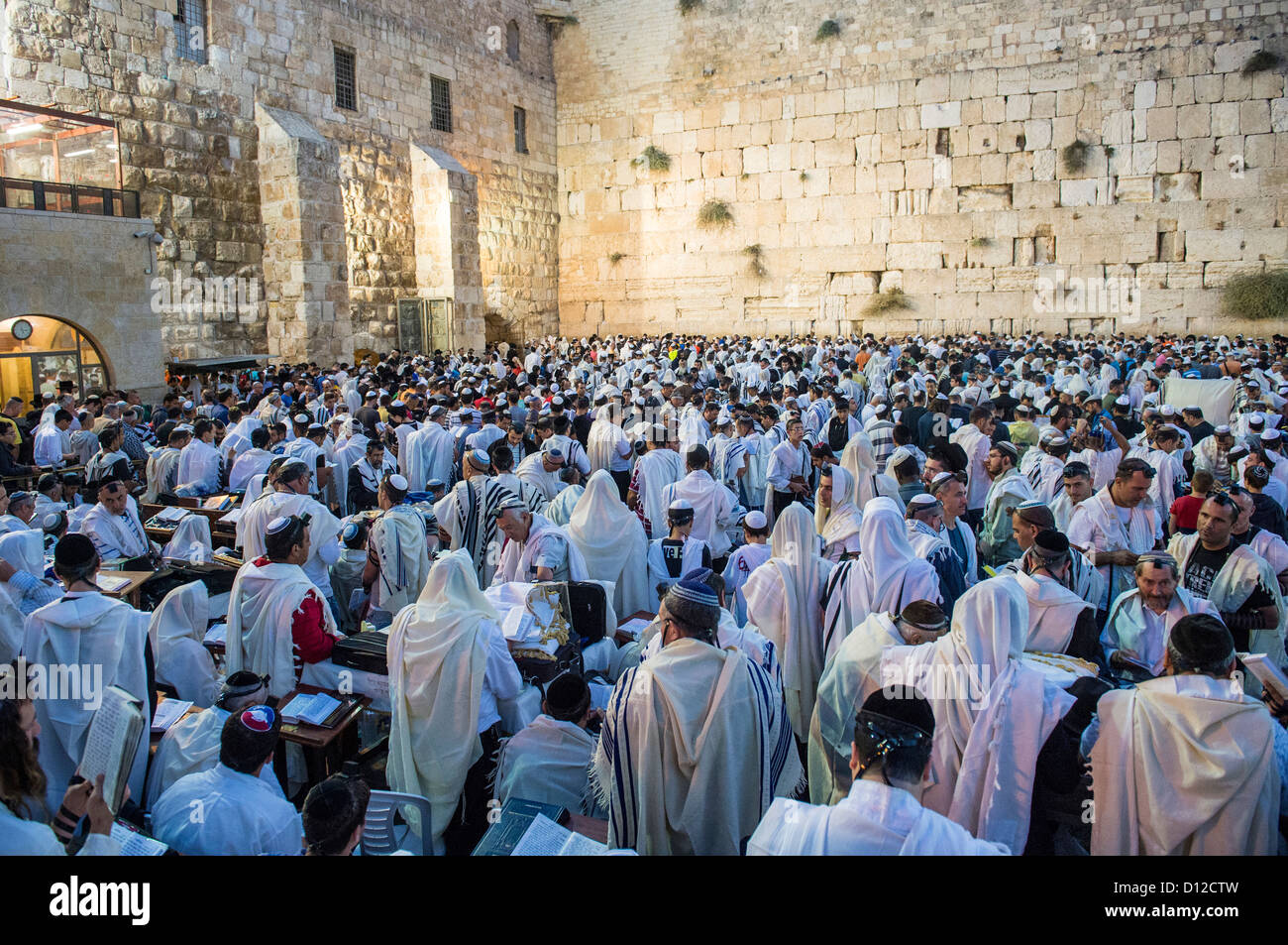 Jewish men prays during the penitential prayers the Selichot , in the ...