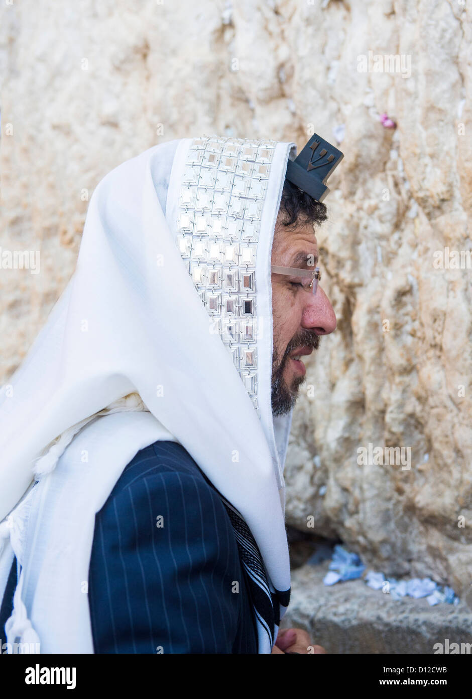 Jewish man prays during the penitential prayers the Selichot , in the ...