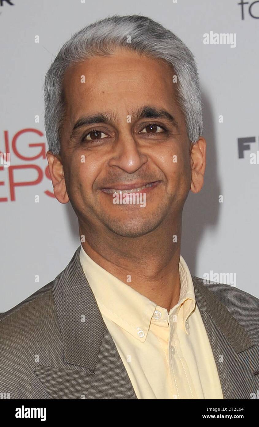 New York, USA. Sunil Gulati at arrivals for PLAYING FOR KEEPS Premiere ...