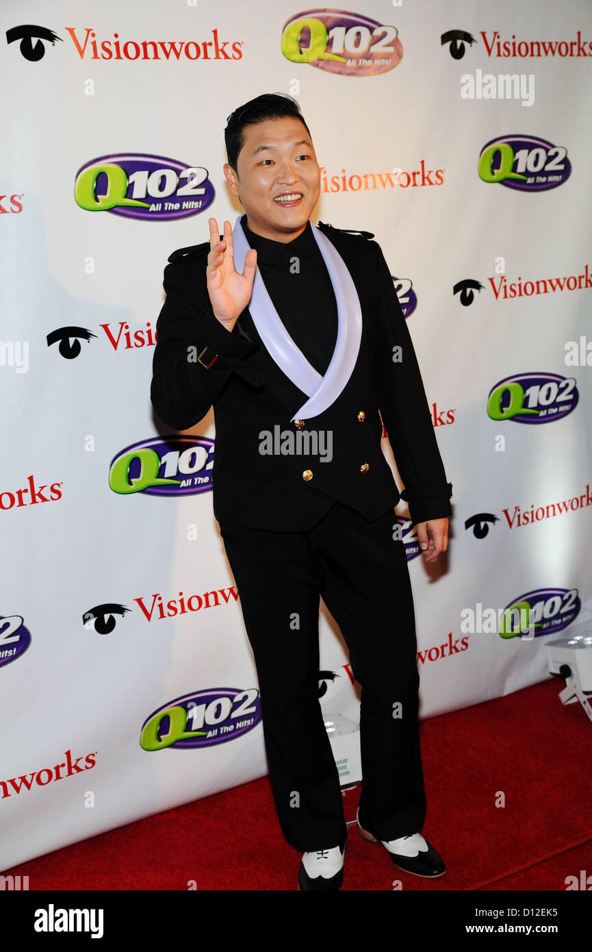 South korean singer psy hi-res stock photography and images - Alamy