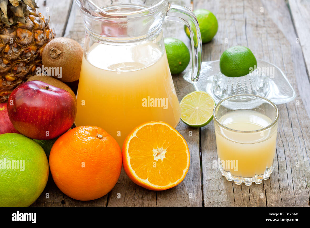 Mixed cut fruits hi-res stock photography and images - Alamy