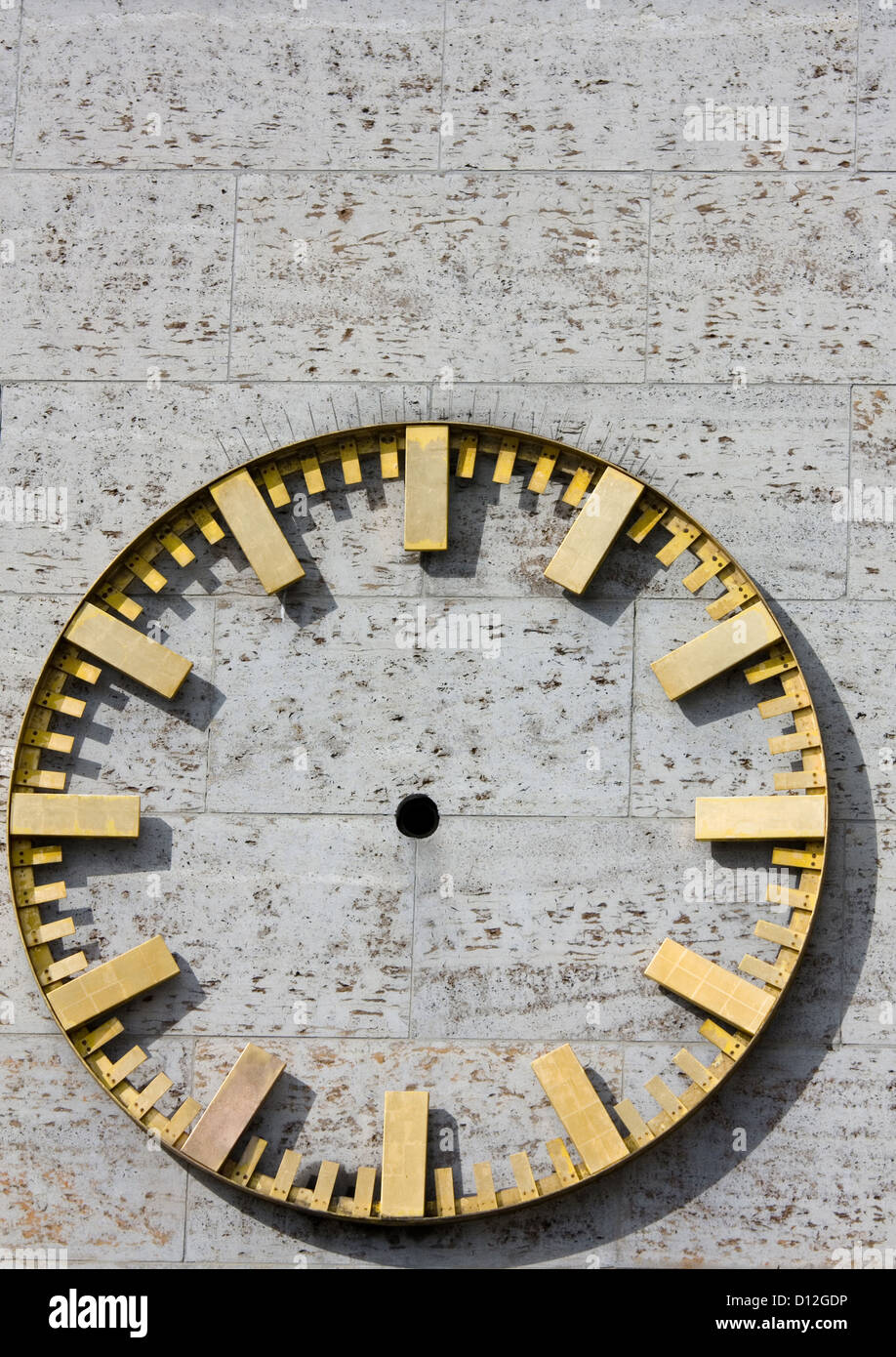 Clock without hands hi-res stock photography and images - Alamy