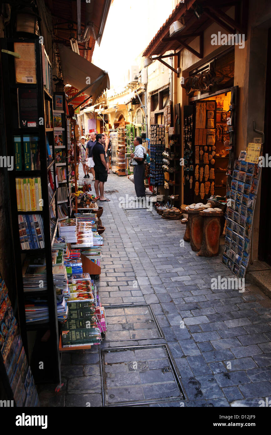 Souvenir shops in Rethymno, Crete, Greece Stock Photo - Alamy