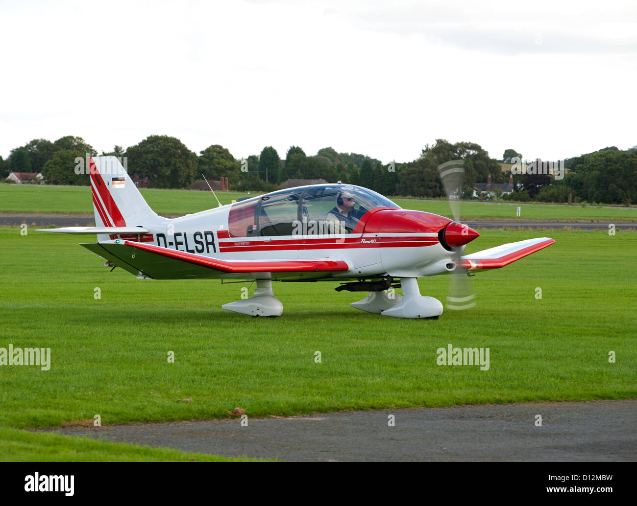 Robin DR-400-180R Remorqueur Single engine light aircraft. SCO 8845 ...