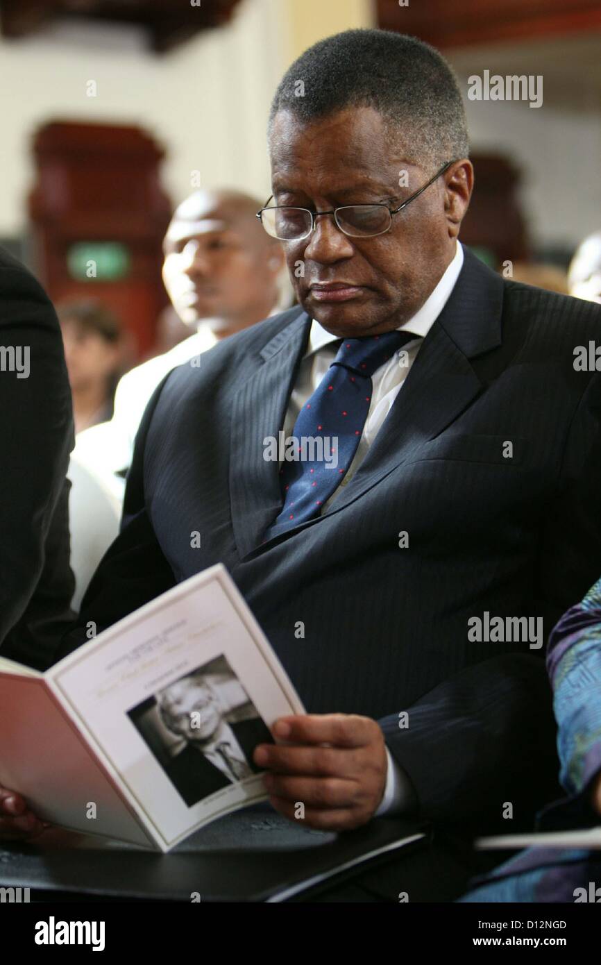 JOHANNESBURG, SOUTH AFRICA: Speaker of Parliament Max Sisulu at the ...