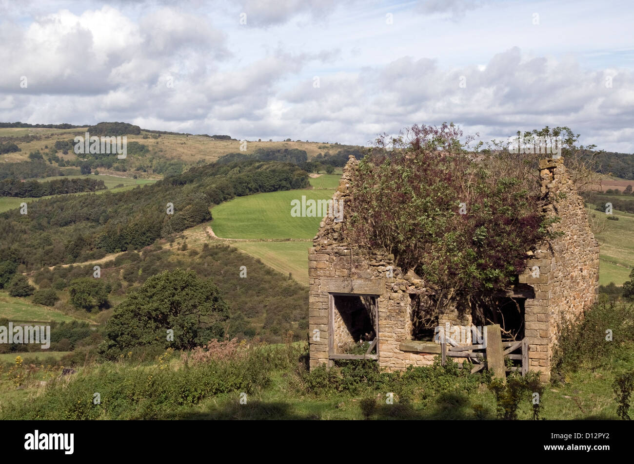 old rural barn Stock Photo - Alamy