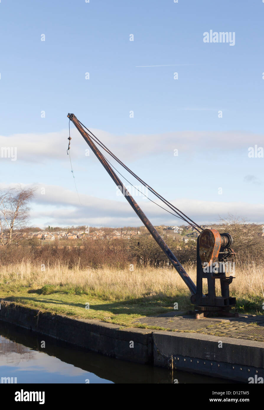 Hand operated crane hi-res stock photography and images - Alamy
