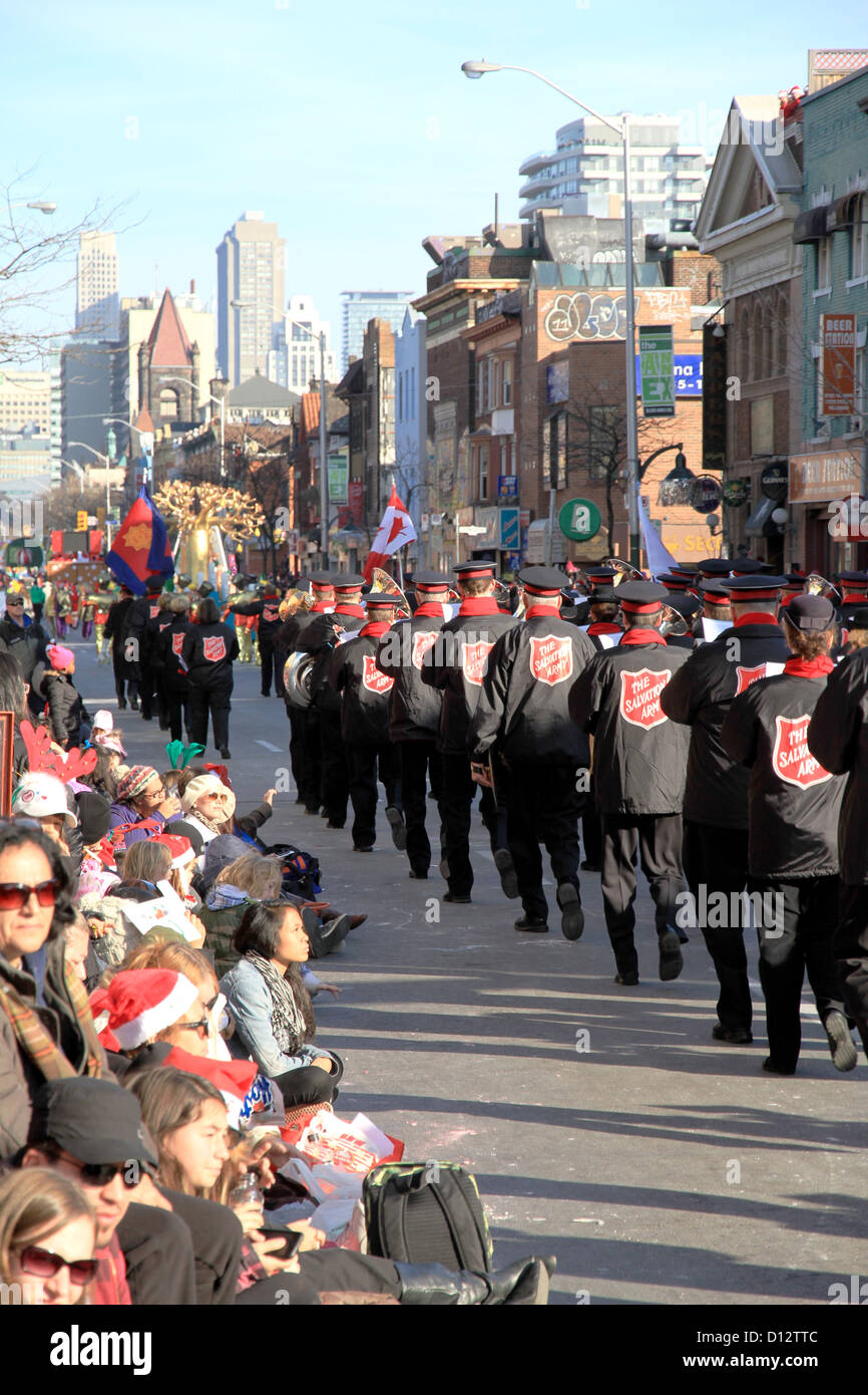 Santa claus parade hi-res stock photography and images - Alamy