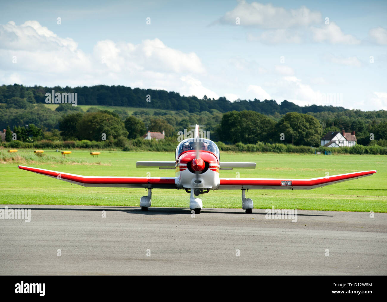 Robin DR-400-180R Remorqueur Single engine light aircraft. SCO 8850 ...