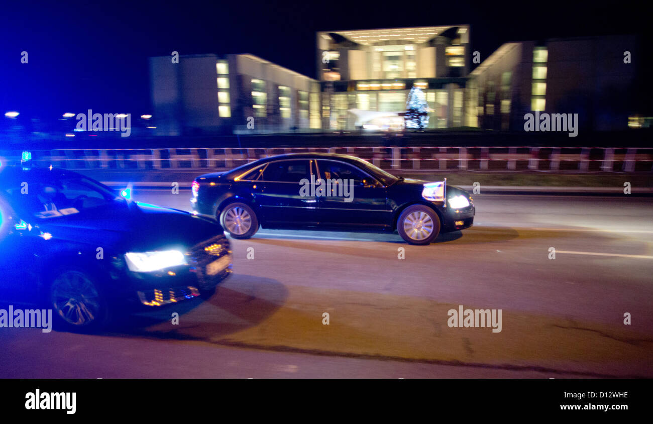 Motorcade berlin hi-res stock photography and images - Alamy