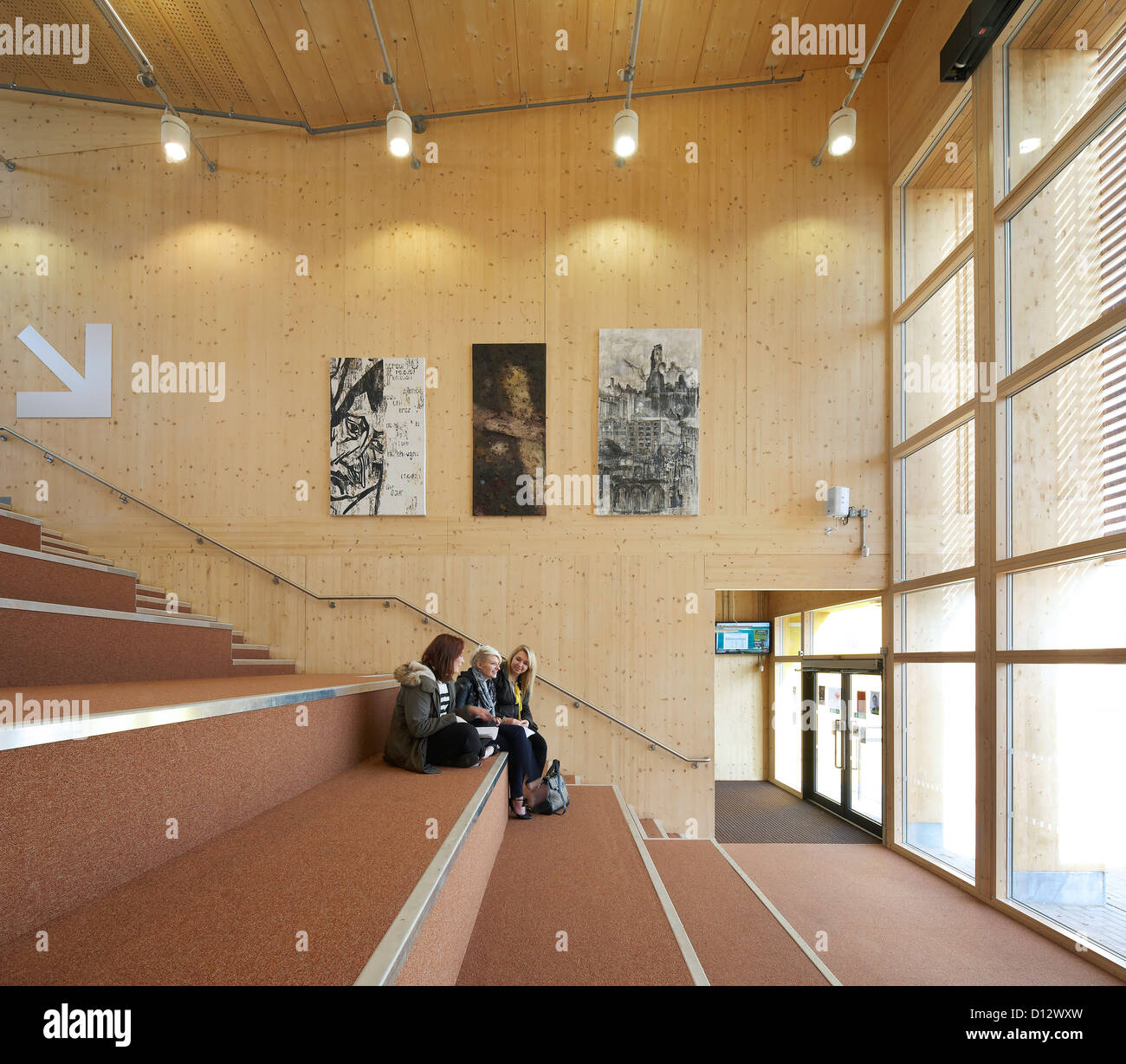 Waingels College, Reading, United Kingdom. Architect: Sheppard Robson ...