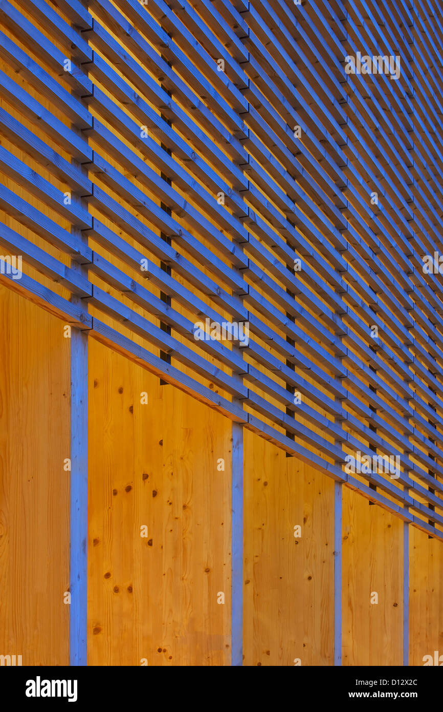 Waingels College, Reading, United Kingdom. Architect: Sheppard Robson ...