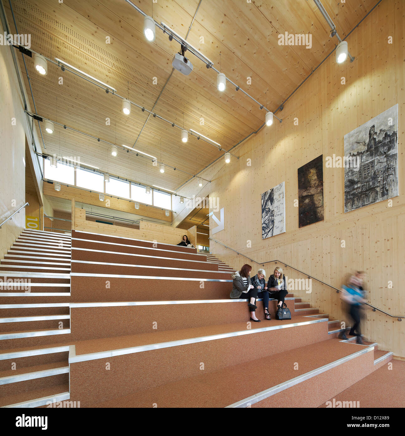 Waingels College, Reading, United Kingdom. Architect: Sheppard Robson ...