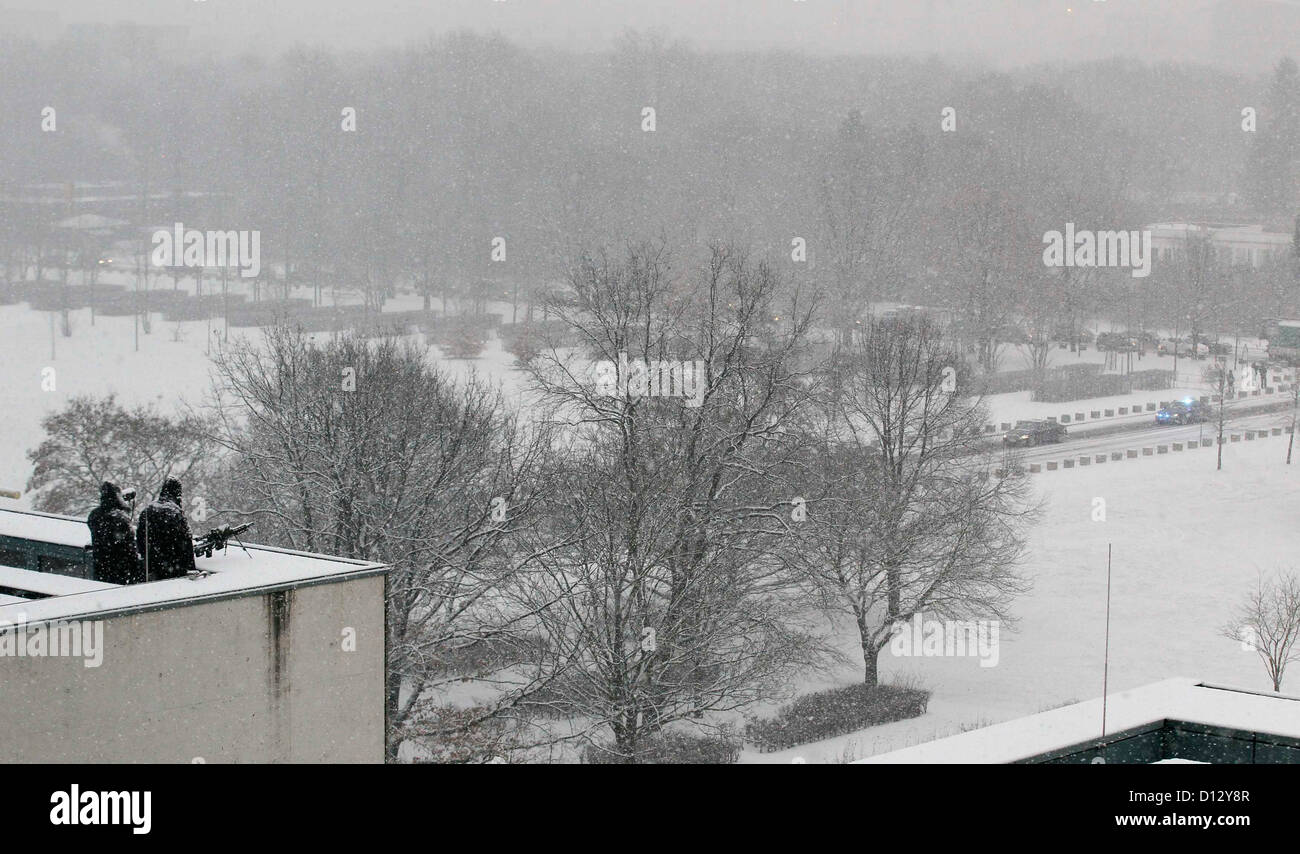 Snipers watch the motorcade of Israeli Prime Minister Benjamin ...