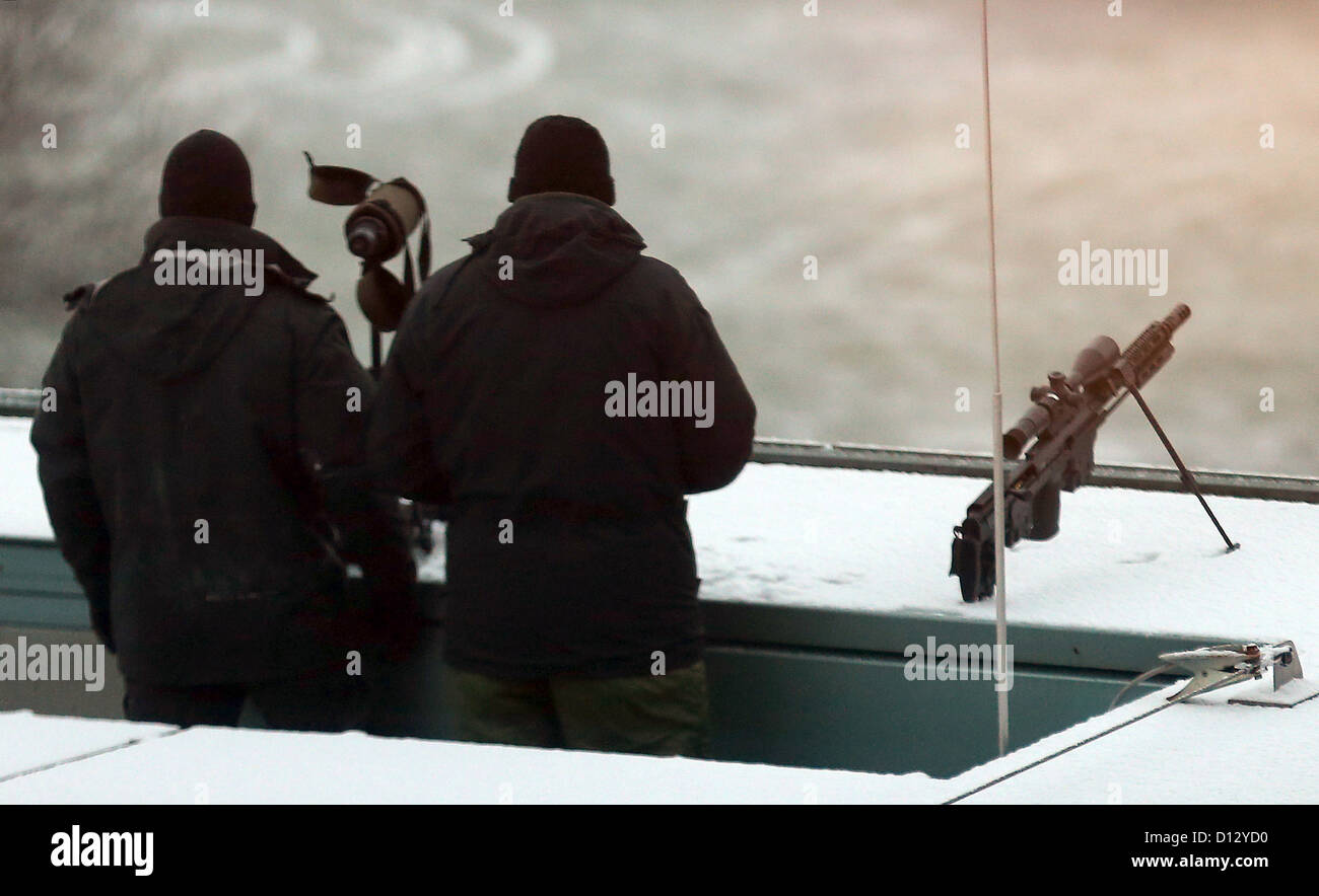 Benjamin netanyahu gun hi-res stock photography and images - Alamy