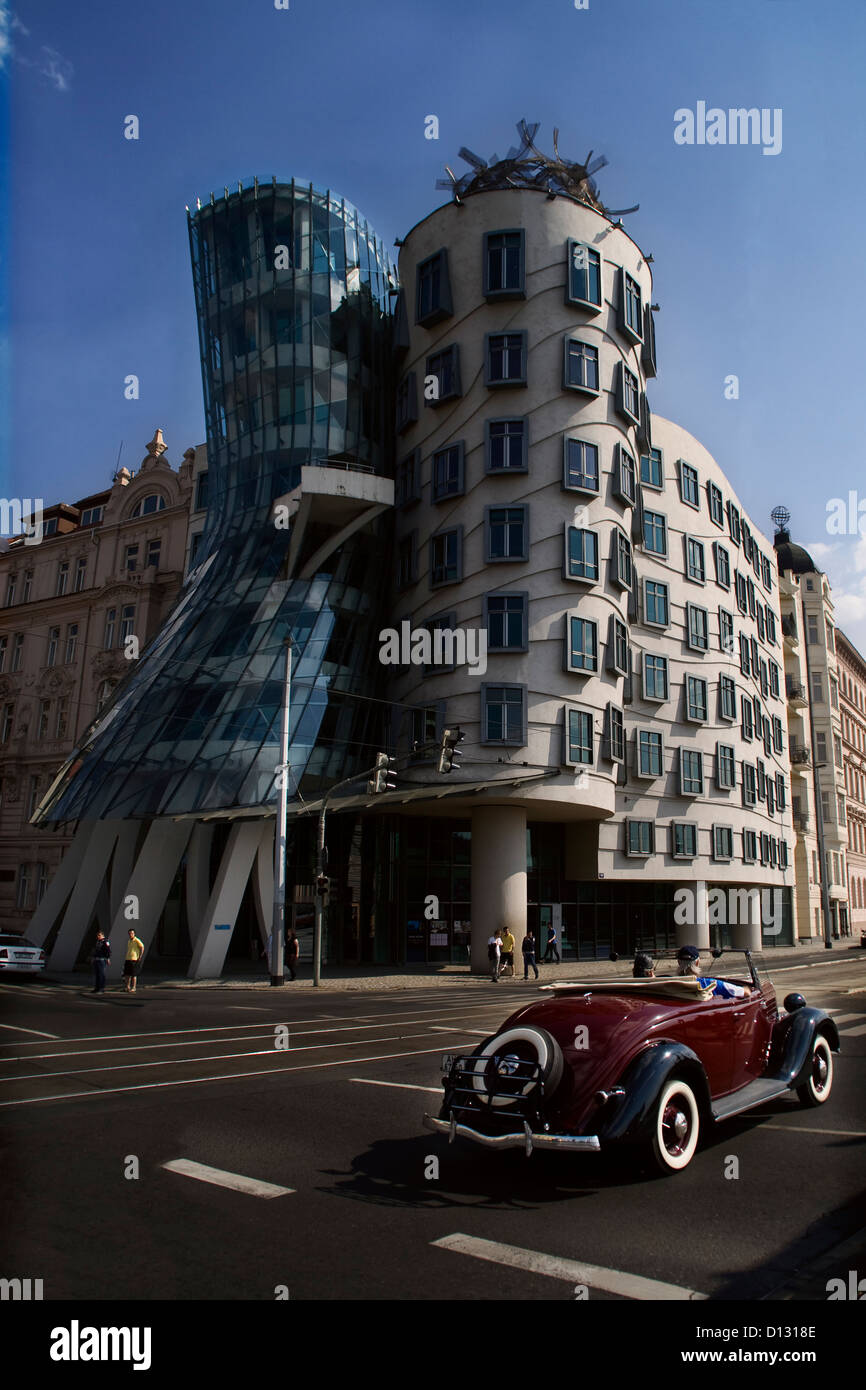 Prague dancing house hi-res stock photography and images - Alamy
