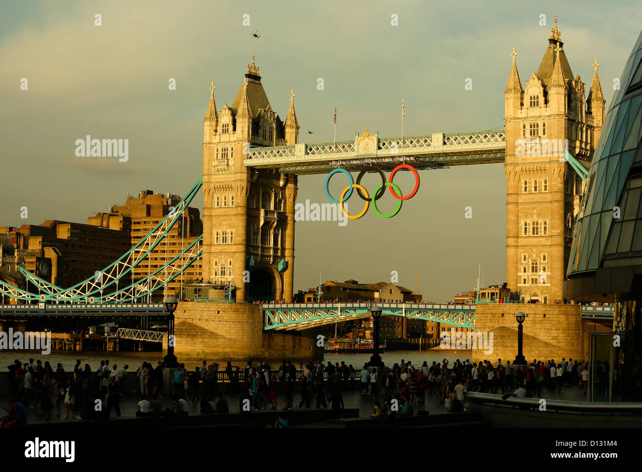 Olympic rings london park hi-res stock photography and images - Alamy