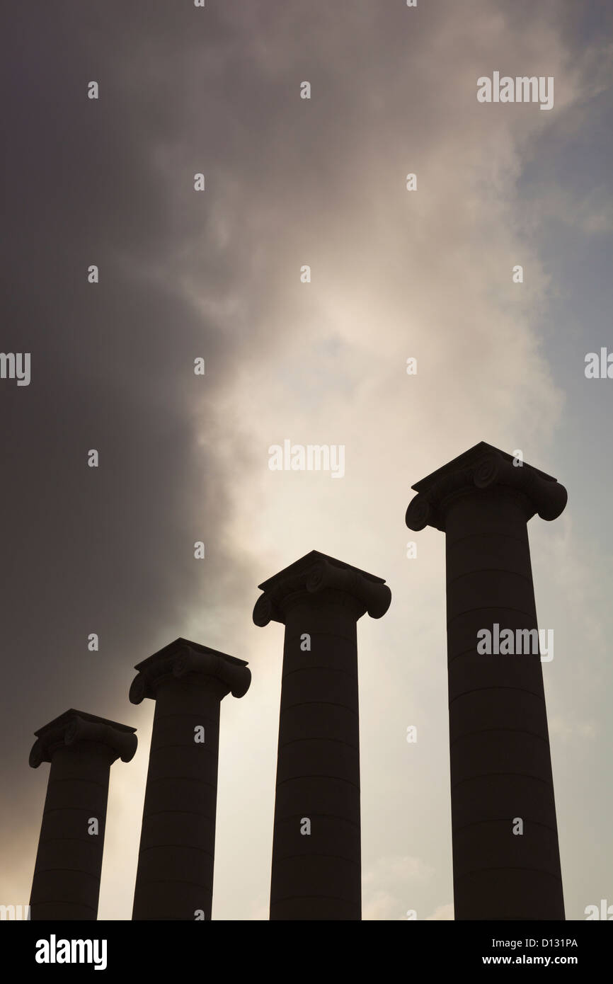 Silhouettes of columns hi-res stock photography and images - Alamy