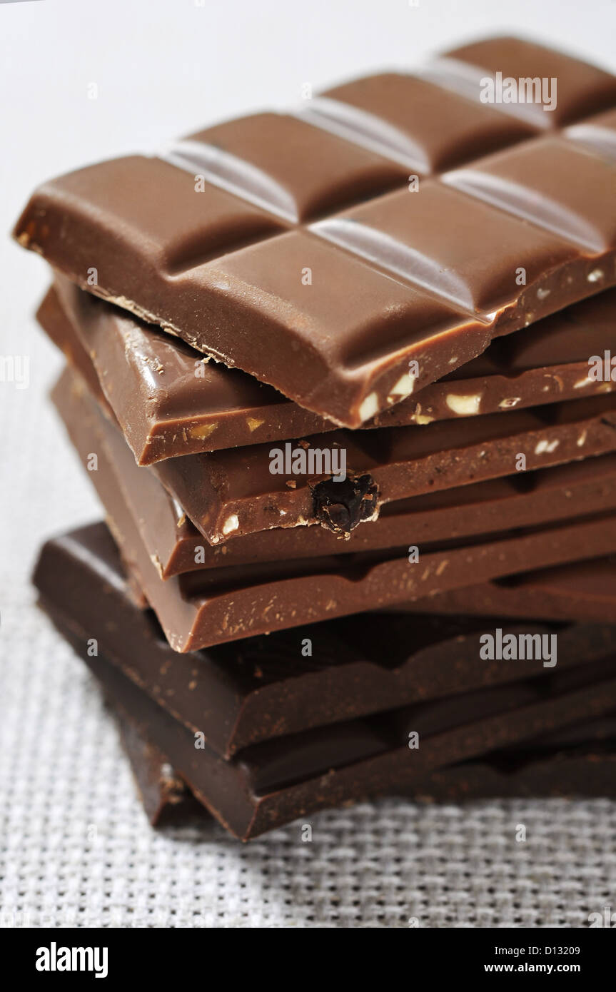 Bar of chocolate small hi-res stock photography and images - Alamy