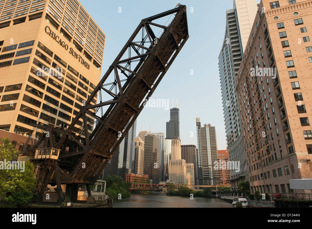 Chicago sun times building hi-res stock photography and images - Alamy