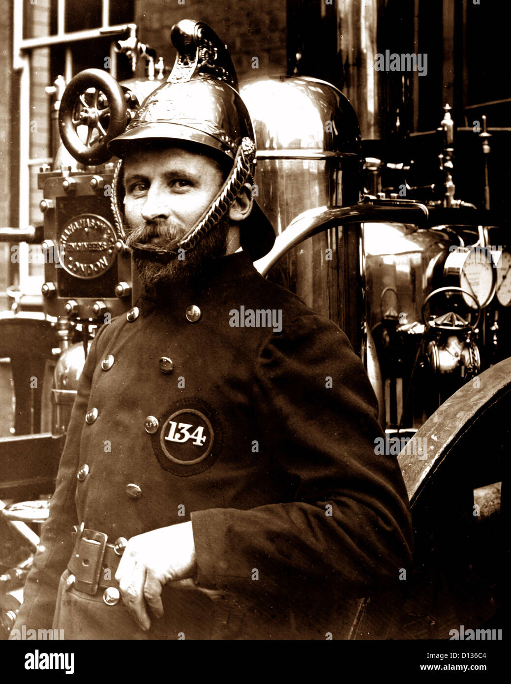 Steam fire engine hi-res stock photography and images - Alamy