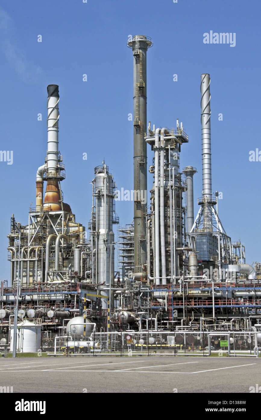 Gasoline plant in Rotterdam the Netherlands Stock Photo - Alamy