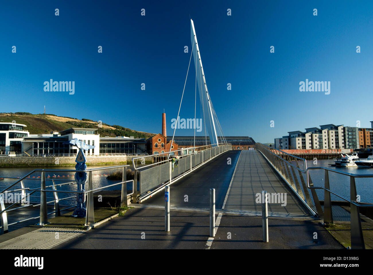 sail bridge crossing river tawe swansea glamorgan south wales uk Stock ...